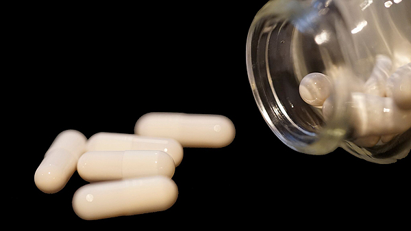 Nuevos fármacos para reducir exposición renal radiación, y Wilson