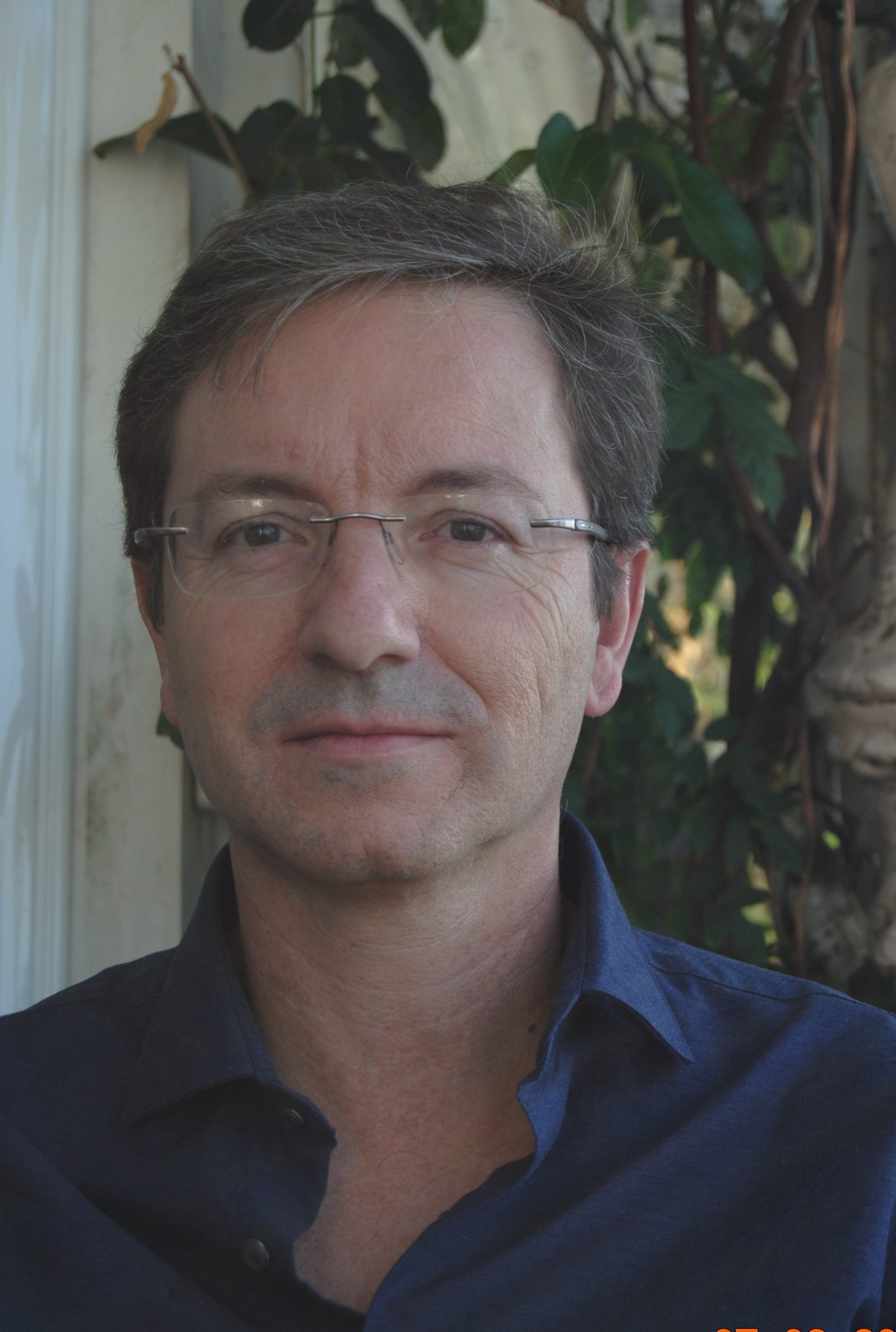 doctor José Miguel Cisneros - Farmacosalud